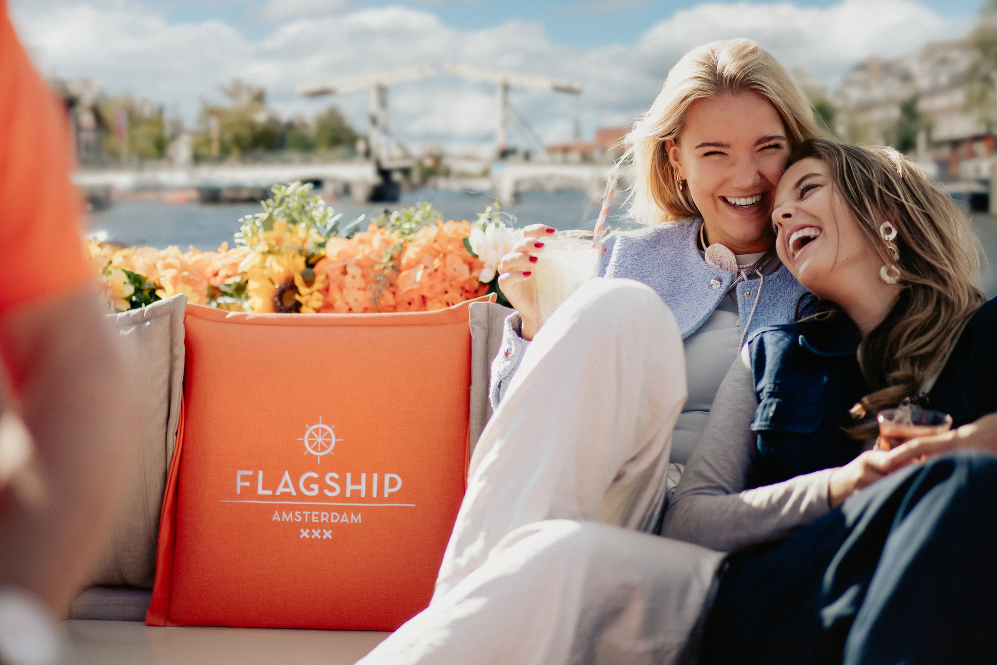 Luxury Flower Boat with Live Guide and Onboard Bar - Flagship Amsterdam